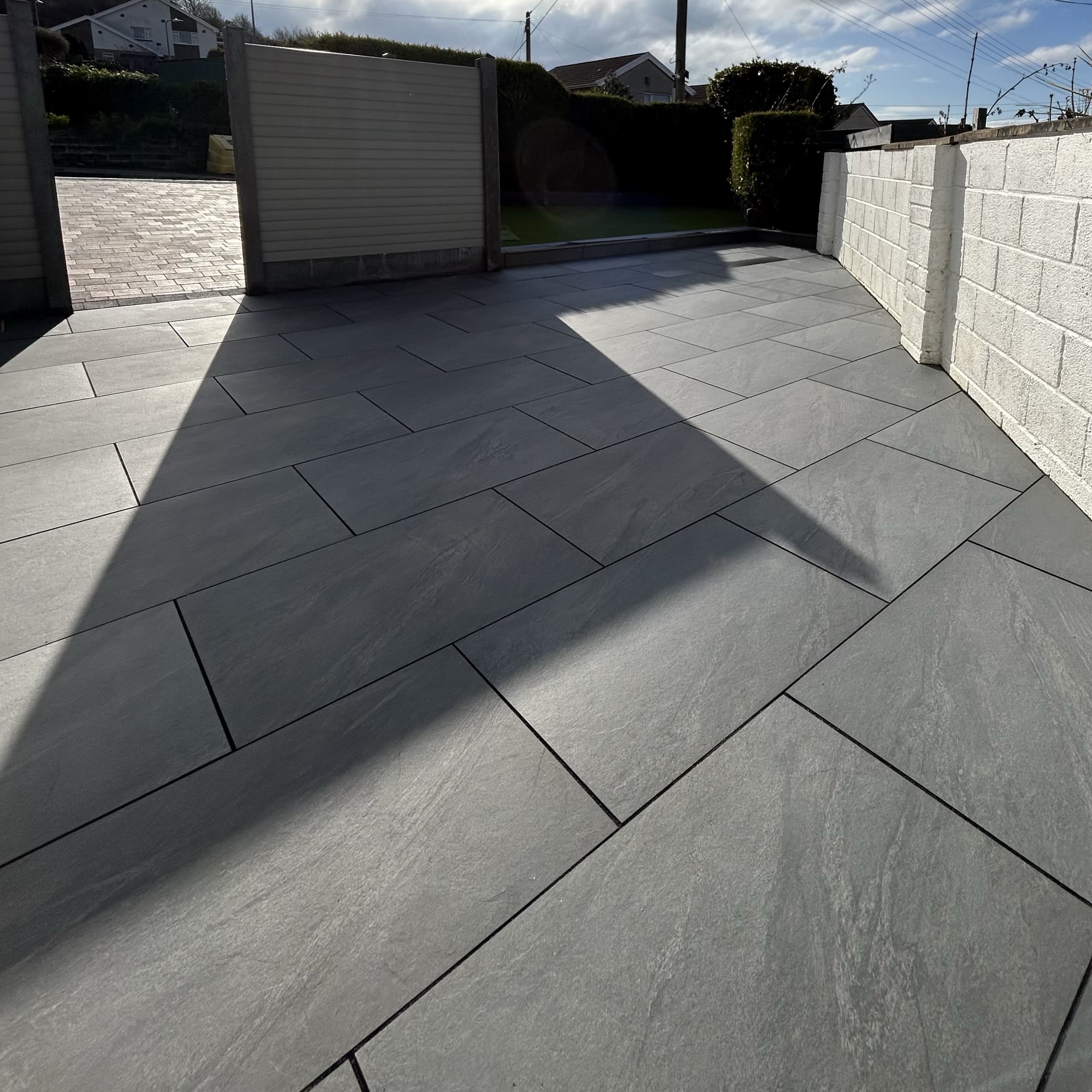Outdoor Porcelain Tiles - Anthracite Black - Port Stone